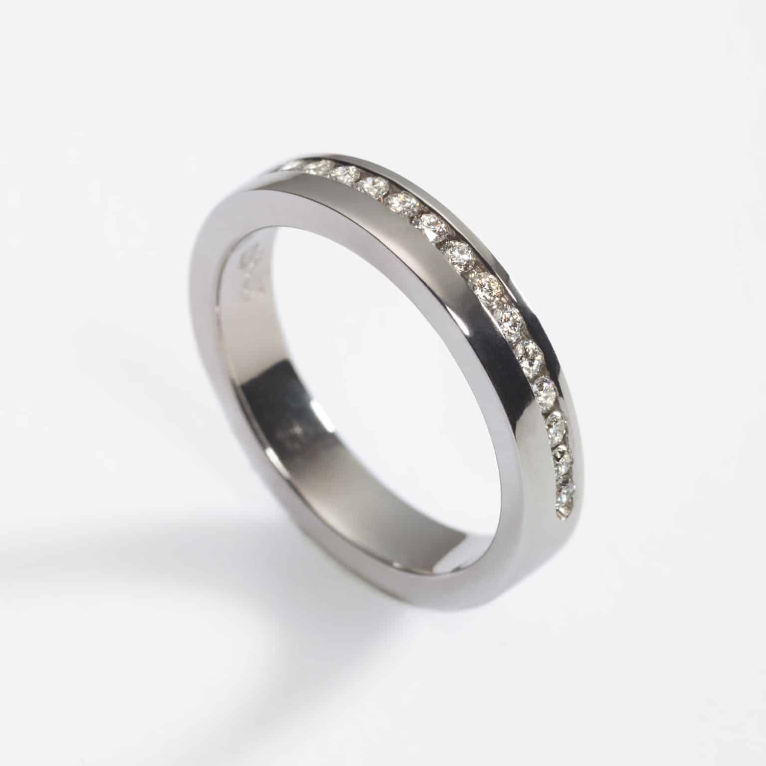DWS - Exclusive Jewellery & Diamond Engagement Rings